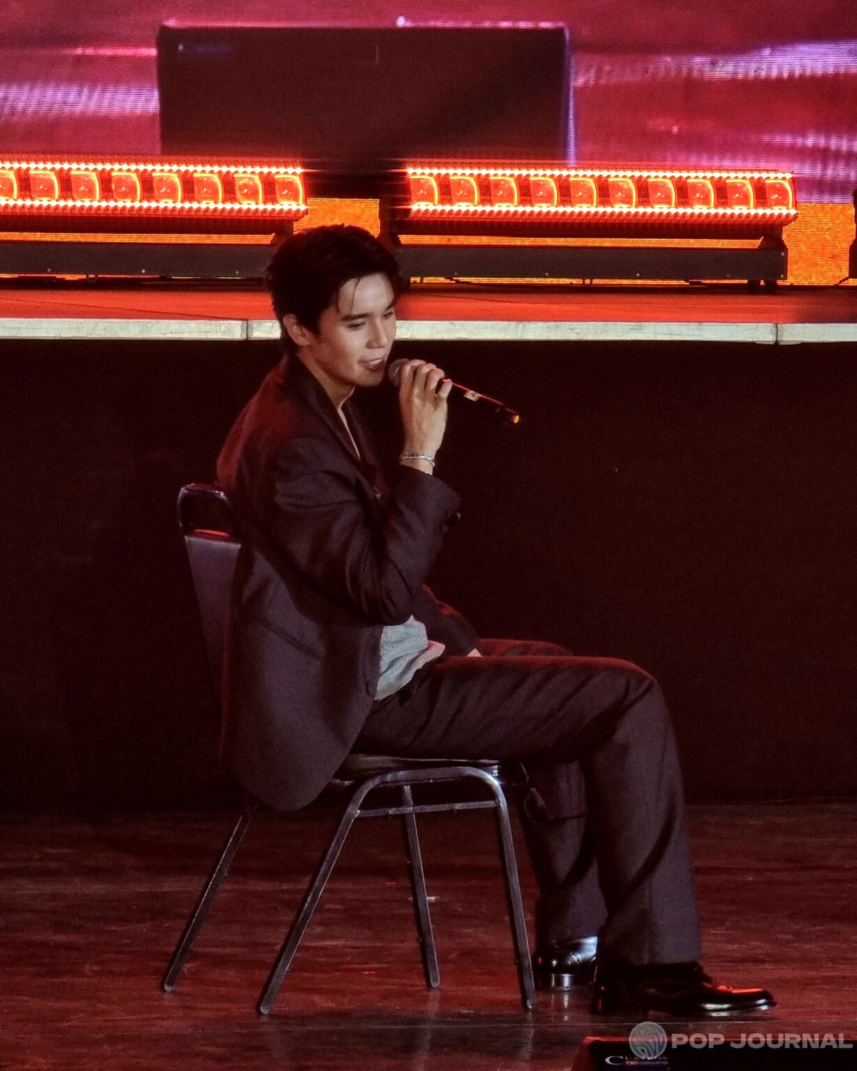 Jimmy and Sea Shine Bright at the Last Twilight Fanmeeting in Manila ...